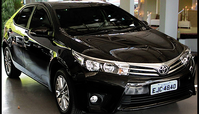 Toyota Corolla cor preta - EBS Eventos e Veículos Executivos